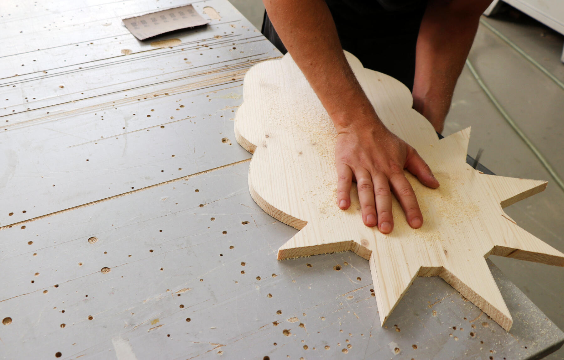 DIY: Toniebox-Regal - Anleitung - Heimwerkerblog - vasalat